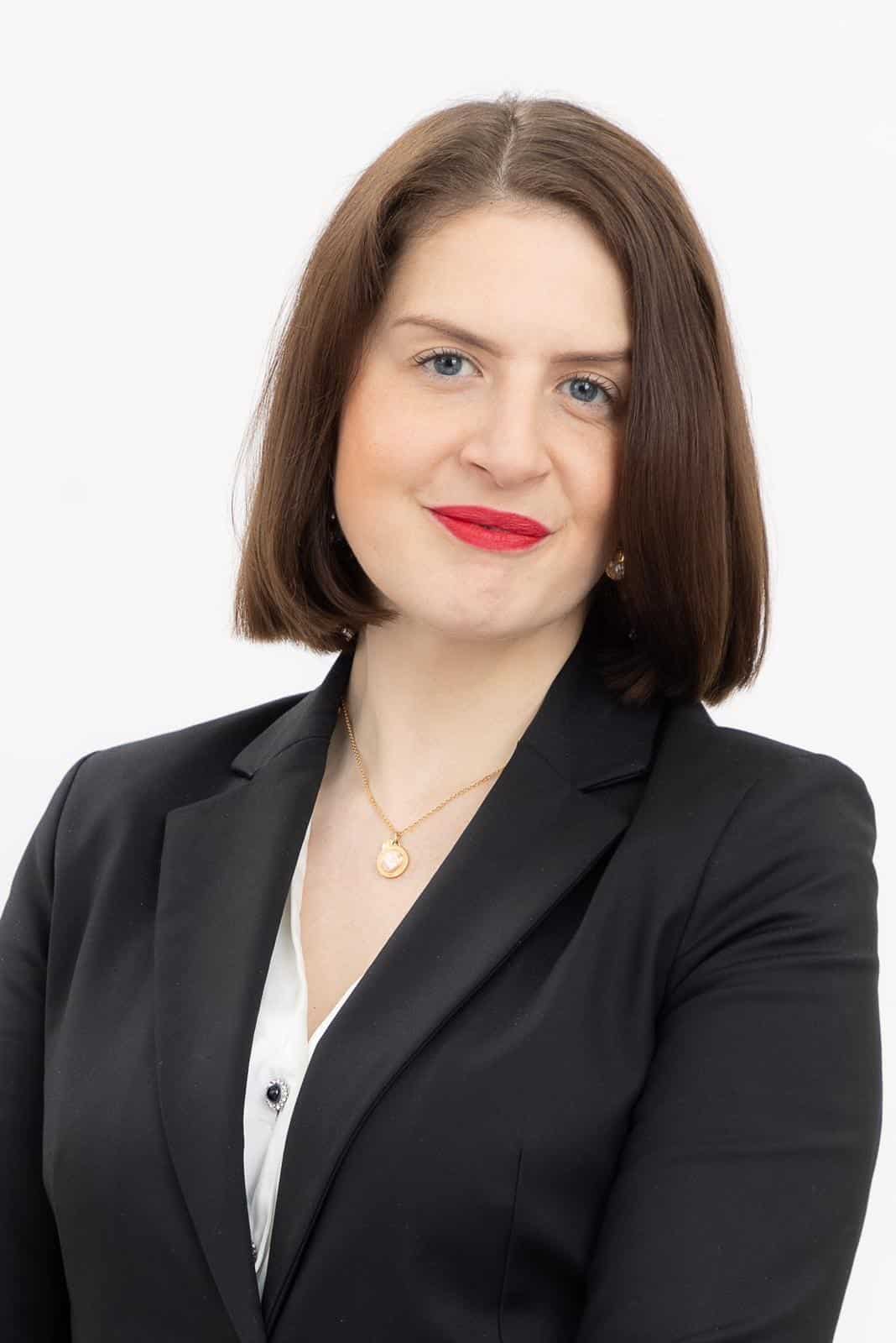 Nachhaltigkeitsberichterstattung für Versicherungen - Akademie3